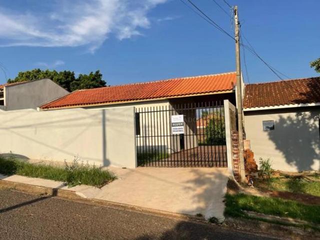 Casa/Sobrado Casa em Maringá