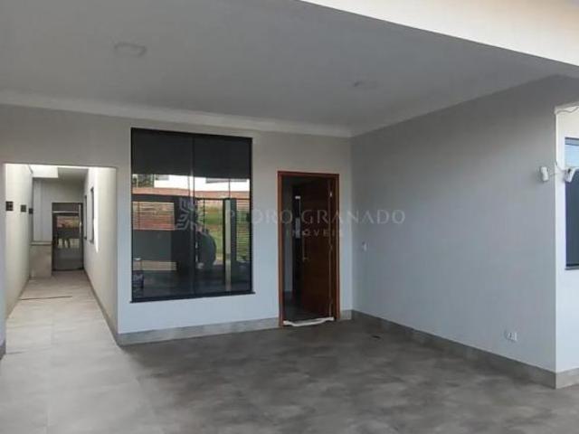 Casa/Sobrado Casa em Maringá