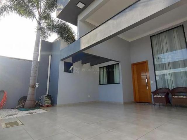 Casa/Sobrado Casa em Maringá