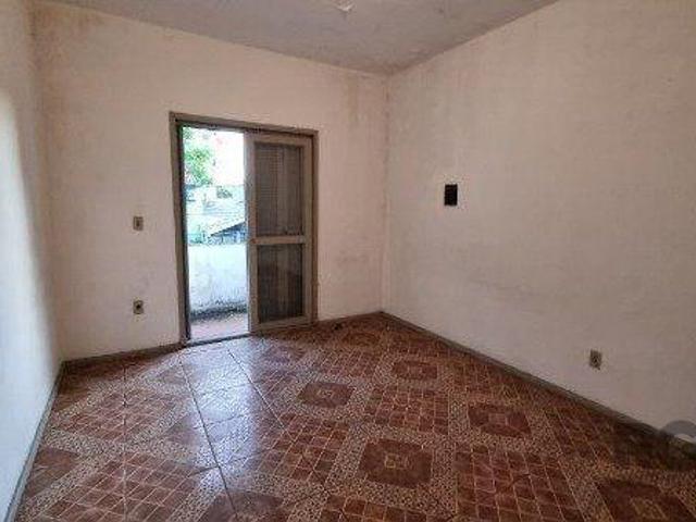 Casa/Sobrado com apartamento e loja, estacionamento, a venda no Bairro Jardim I