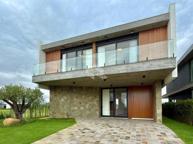 Casa/sobrado condomínio Amare resort em Xangri Lá, 05 suítes 02 vagas