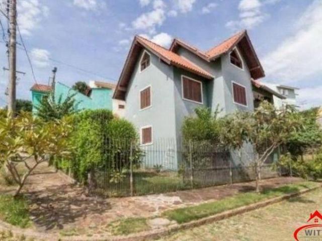 Casa/sobrado de 4 dormitórios I 1 suíte I 4 vagas I Altos Do Ipê