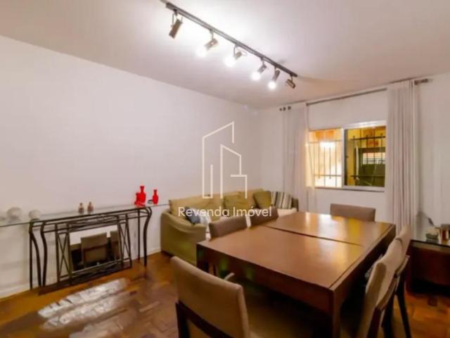 CasaSobrado espaçoso no Jardim Santa Emília: 3 quartos, 1 suite, 2 vagas. Ideal para famílias e profissionais exigentes., Jardim Santa Emília São Paulo/SP