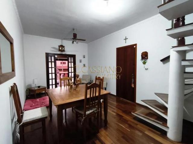 Casa/sobrado para venda com 03 Dorm. e 01 suíte 85m² no Jardim das Industrias