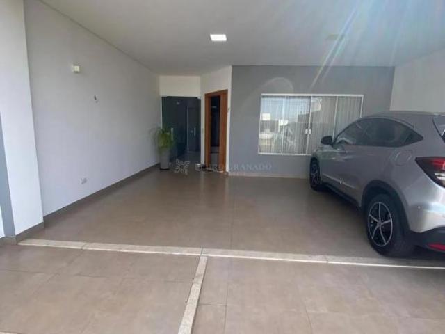 Casa/Sobrado Sobrado em Maringá