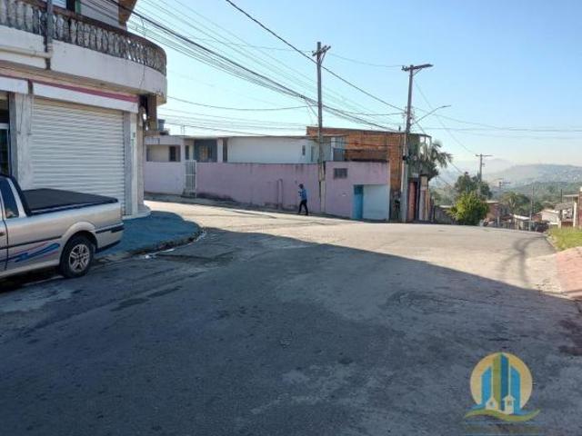 Casa/salão a venda em Pirapora do Bom Jesus