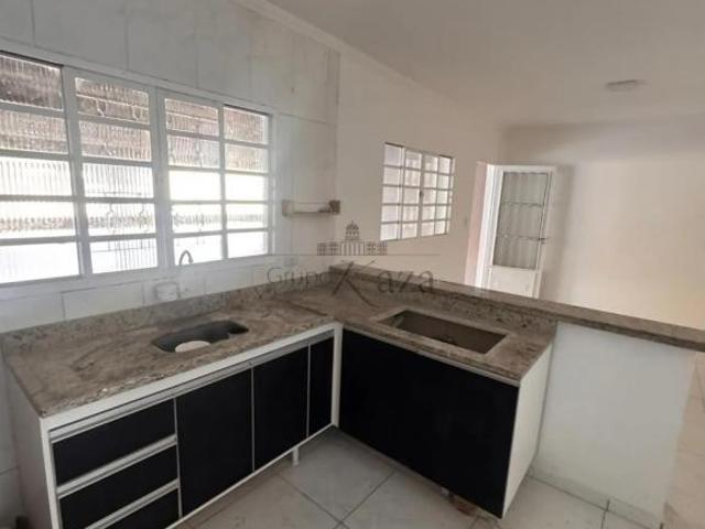 Casa/Padrão Jardim Republica