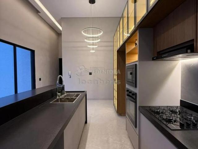 Casa/Padrão Residencial