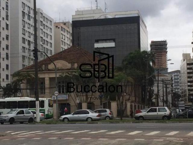 Casarão comercial frente mar à venda com 2 pavimentos + Centro Empresarial Gonzaga, Santos/SP