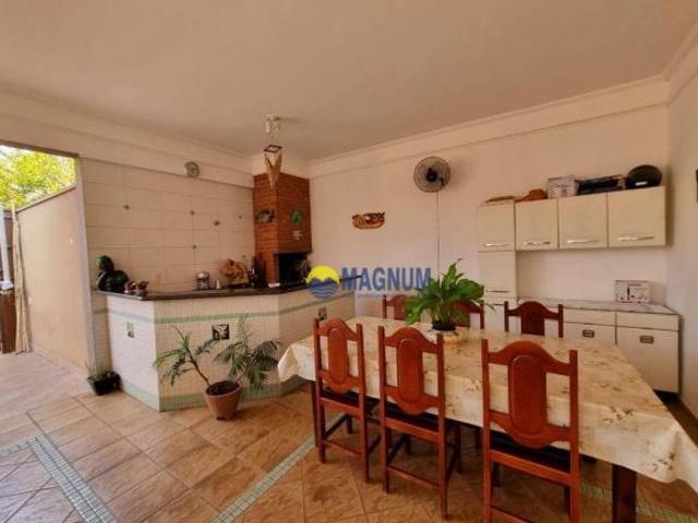 Casa/Terrea c/3 dorm. Sendo: 1 Suíte + 2 Tipo Aptos à venda, 220 m² por R$ 980.000 Residencial Gai
