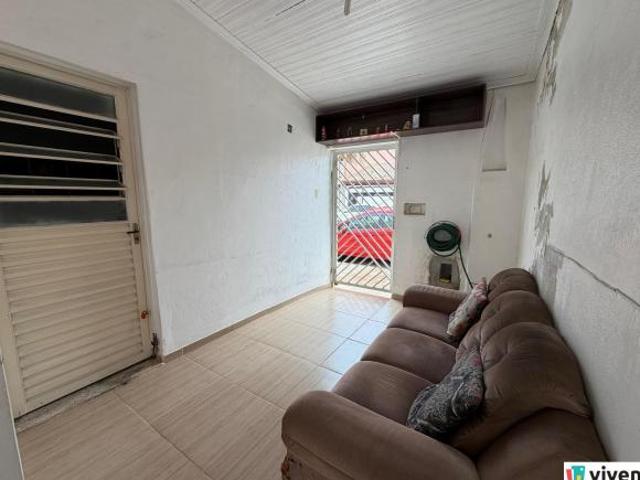 CASA/TERRENO À VENDA AO LADO DO MAXI SHOPPING, VILA RIO BRANCO!