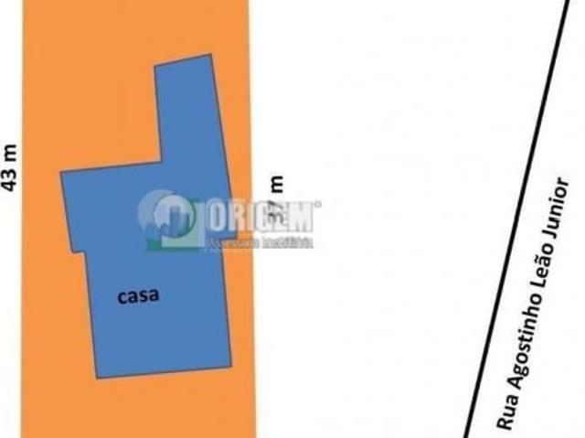 Casa/Terreno Comercial no Alto da Glória Curitiba