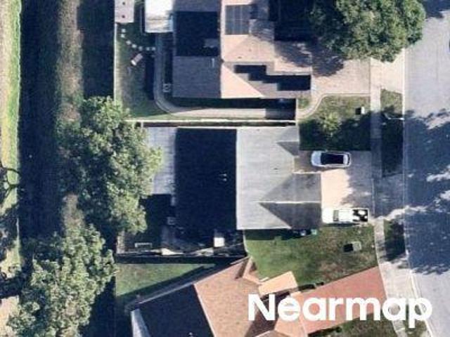 Cascade Oaks Dr