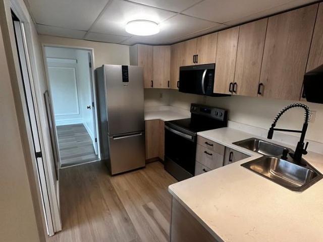 Cascade Apartments 1 Bedroom Apartment for Rent at 101 W 3rd St, Duluth, MN 55806 Downtown Duluth