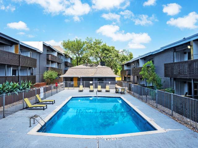 Cascade Apartments 2 Bedroom Apartment for Rent at 1221 Algarita Ave, Austin, TX 78704 South River City