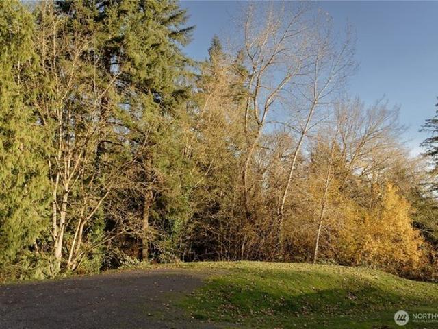 Cascade Dr, Longview, WA 98632