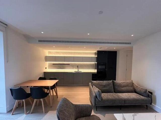 Cascade Way, London, 2 Bedroom Apartment