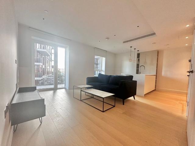 Cascade Way, London W12, 1 bed flat to rent, £3,163 pcm | PrimeLocation
