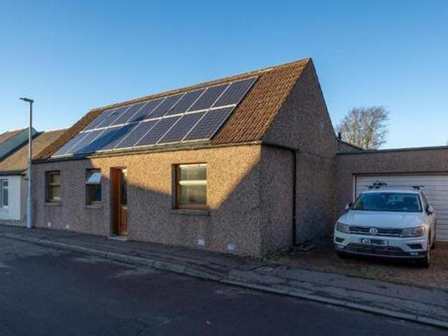Cash Feus, Strathmiglo, 3 Bedroom Link