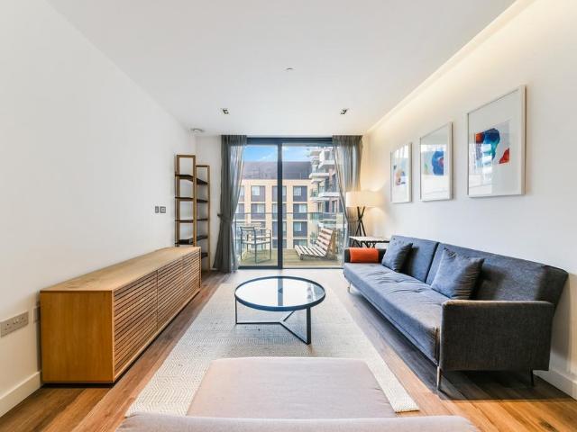 Cashmere House, 37 Leman Street. 1 bed flat to rent £2,925 pcm £675 pw