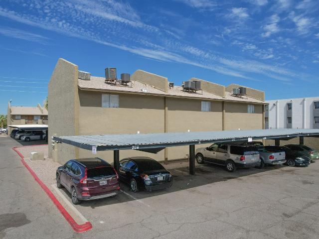 Casita Robles 1 Bedroom Apartment for Rent at 2233 North 36th Street, Phoenix, AZ 85008