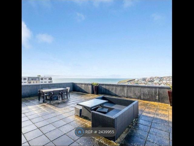 Caspian Heights, Brighton BN2, 2 bed flat to rent, £1,550 pcm | PrimeLocation