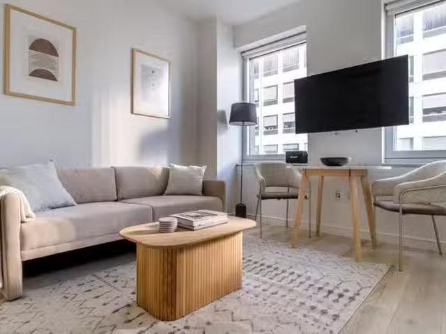 Cassa, 70 W 45th St, Midtown South 1 Bedroom 1 Bath