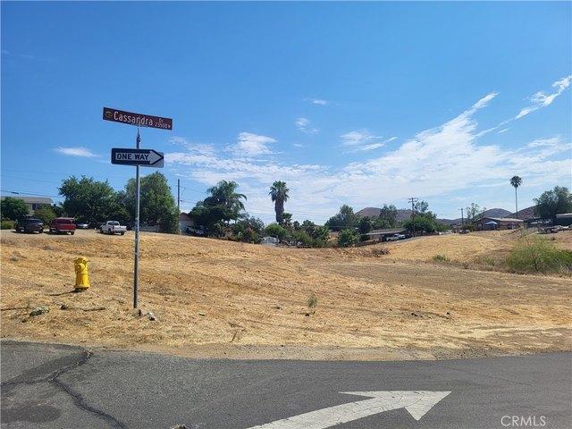 Cassandra Dr, Menifee, CA 92587
