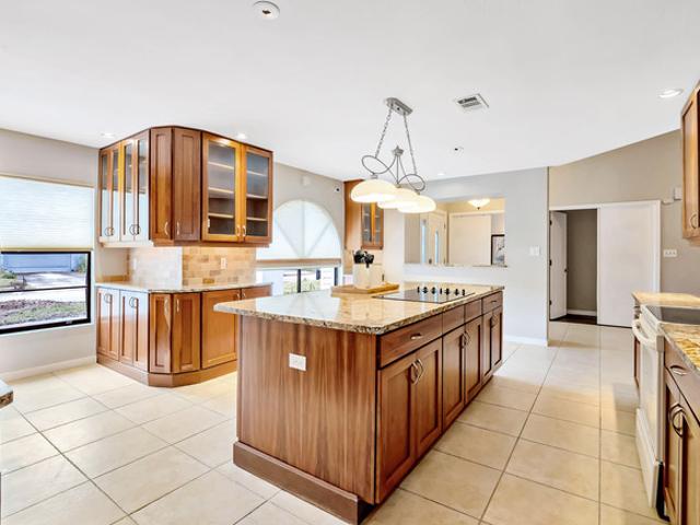 Casselberry House with Living room. Newly renovated & beautiful