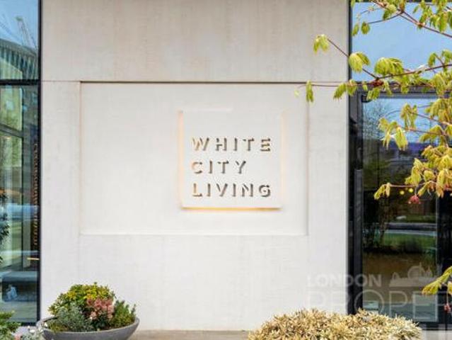 Cassini Apartments, London, 2 Bedroom Flat