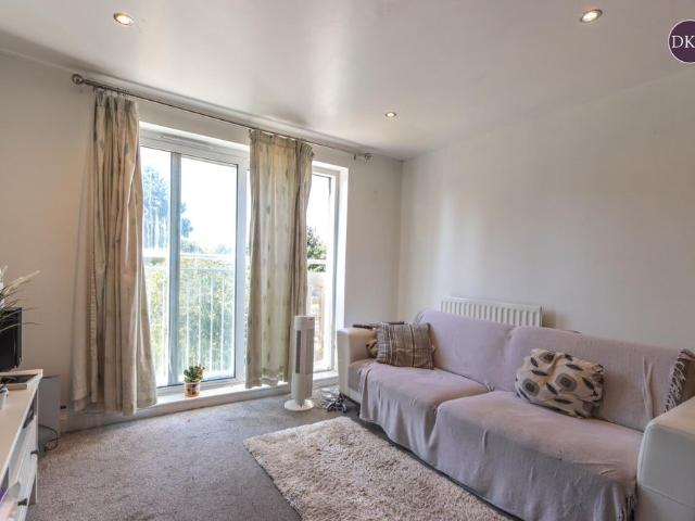 Cassio Apartments, Malden Road, WD17
