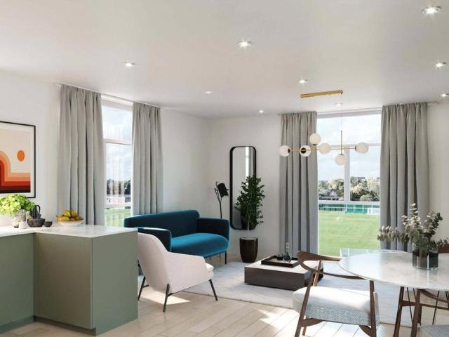 Cassio Road, Watford, Hertfordshire. 2 bed apartment to rent £1,950 pcm £450 pw