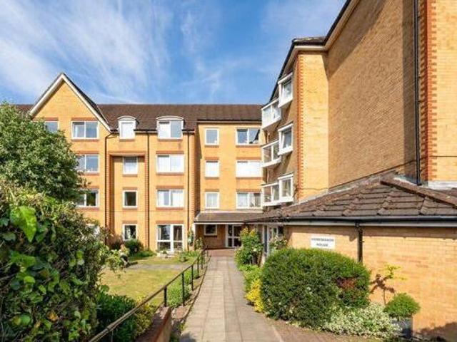 Cassio Road, Homemanor House, Watford, 2 Bedroom Apartment