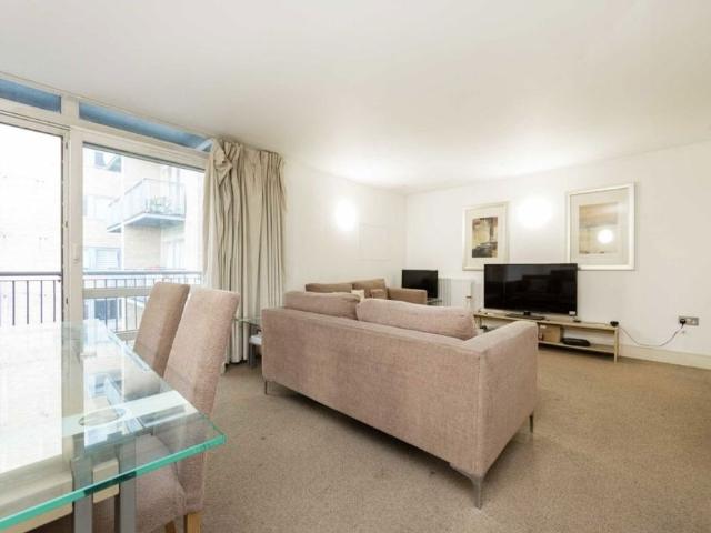 Cassilis Road, E14, London