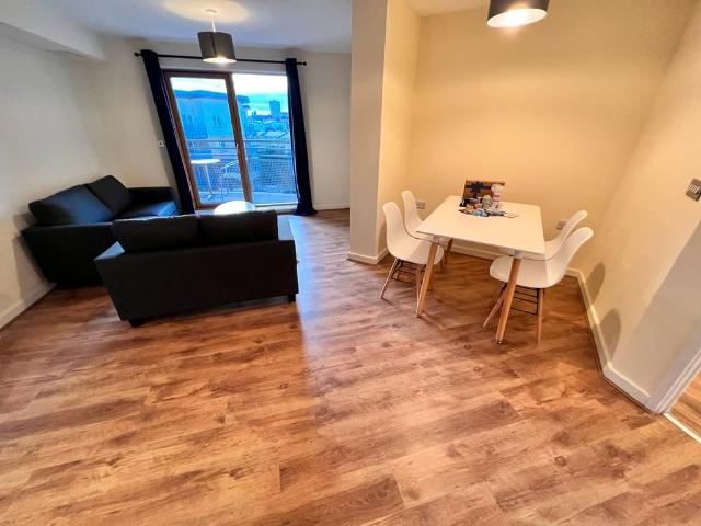 Cassilis Road, London E14, 1 bed flat to rent, £2,200 pcm | PrimeLocation