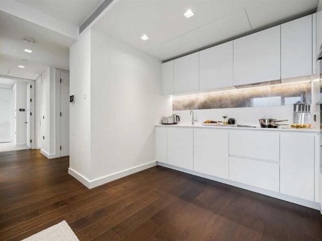 Casson Square, London 1 bed flat to rent £3,965 pcm £915 pw