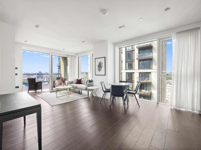 Casson Square, London, SE1 2 bed apartment to rent £5,500 pcm £1,269 pw