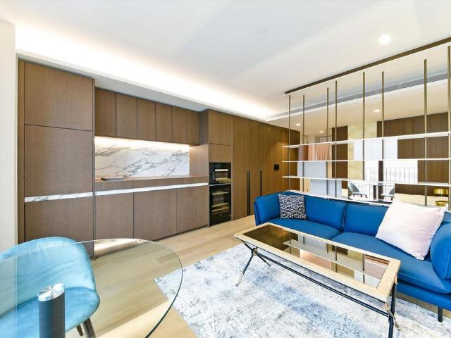 Casson Square, Southbank, London, SE1. Studio to rent £2,999 pcm £692 pw