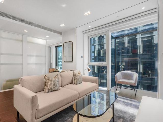 Casson Square, Southbank Place, SE1 Studio to rent £2,968 pcm £685 pw