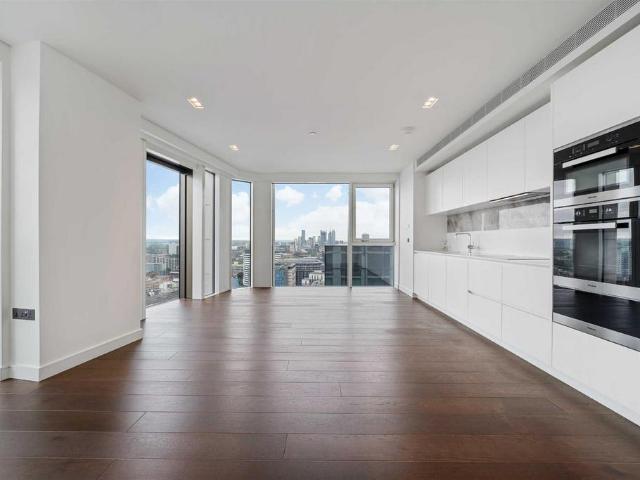 Casson Square, Waterloo, London, SE1 2 bed flat to rent £5,100 pcm £1,177 pw