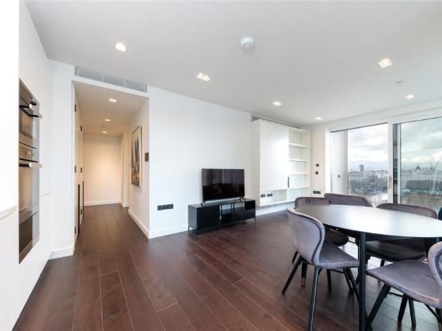 Casson Square, York Road, London, SE1 2 bed apartment to rent £5,200 pcm £1,200 pw