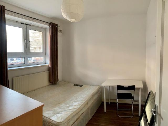 Casson Street, Aldgate East/Brick Lane E1, 2 bed flat to rent, £1,750 pcm | PrimeLocation