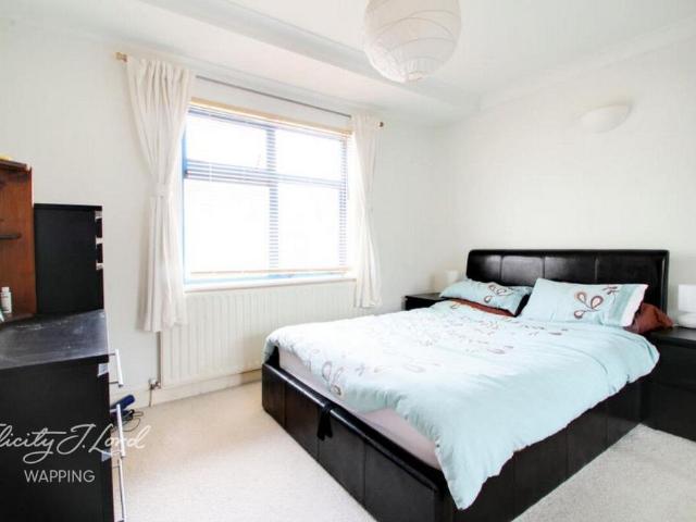 Casson Street, London 1 bed apartment to rent £1,900 pcm £438 pw