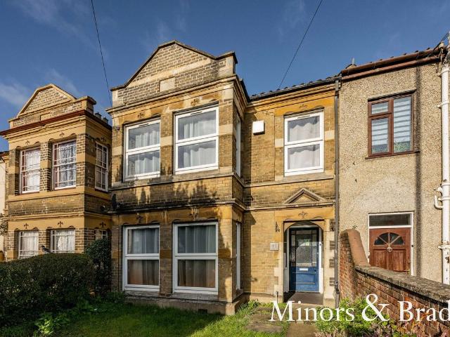 Catton Grove Road, Norwich NR3, 1 bed flat to rent, £750 pcm | PrimeLocation