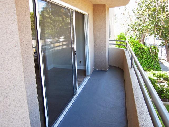 Catalina Apartments 2 Bedroom Apartment for Rent at 3930 Laurel Canyon Blvd, Los Angeles, CA 91604 Studio City