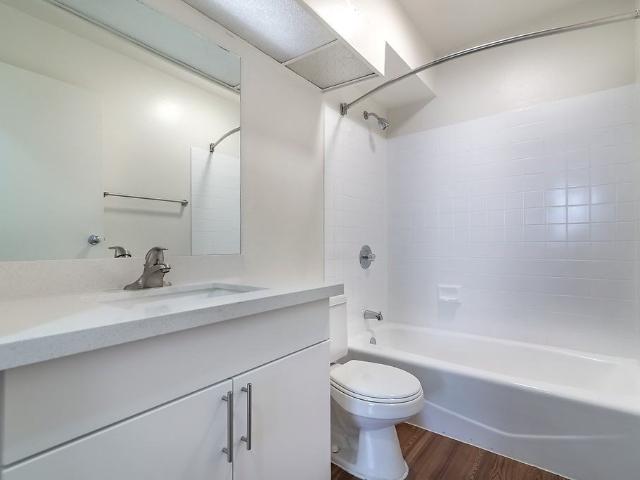 Catalina Gardens 2 Bedroom Apartment for Rent at 333 S Catalina St, Los Angeles, CA 90020 Wilshire Center Koreatown