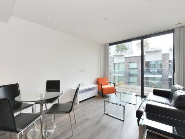 Catalina House, Canter Way E1, 1 bed flat to rent, £2,850 pcm | PrimeLocation