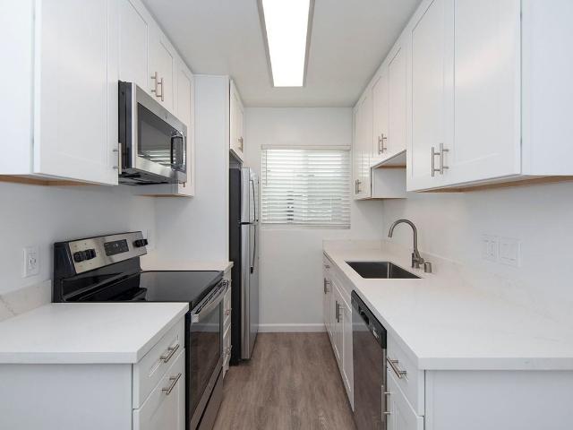 Catalina Pacific Apartments 2 Bedroom Apartment for Rent at 2660 Hornblend St, San Diego, CA 92109 Pacific Beach