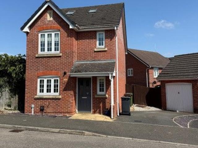 Catchland Close, Corby NN18, 4 bed property to rent, £1,650 pcm | PrimeLocation