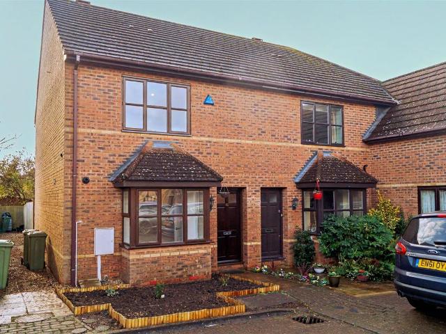 Catesby Croft, Loughton, Milton Keynes MK5, 3 bed semi detached house to rent, £1,600 pcm | PrimeLocation
